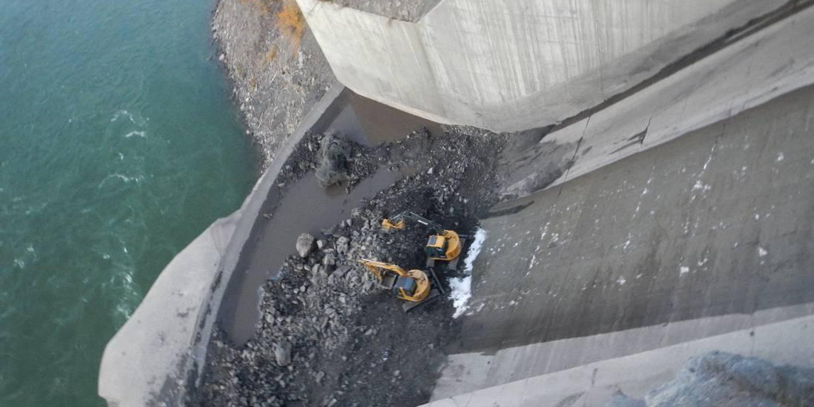 WAC Bennet Dam | Hall Group of Companies